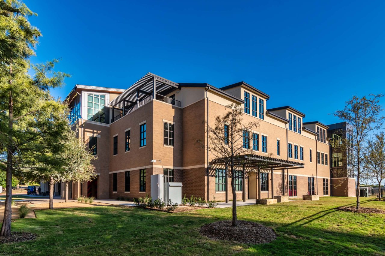 The Covenant School of Dallas Rhetoric Building - Skiles Group